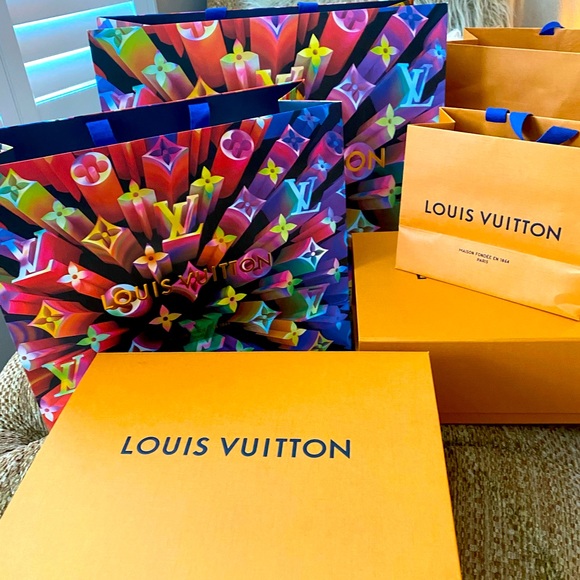 Louis Vuitton | Other | Authentic Lv Paper Shopping Bags And Boxes ...